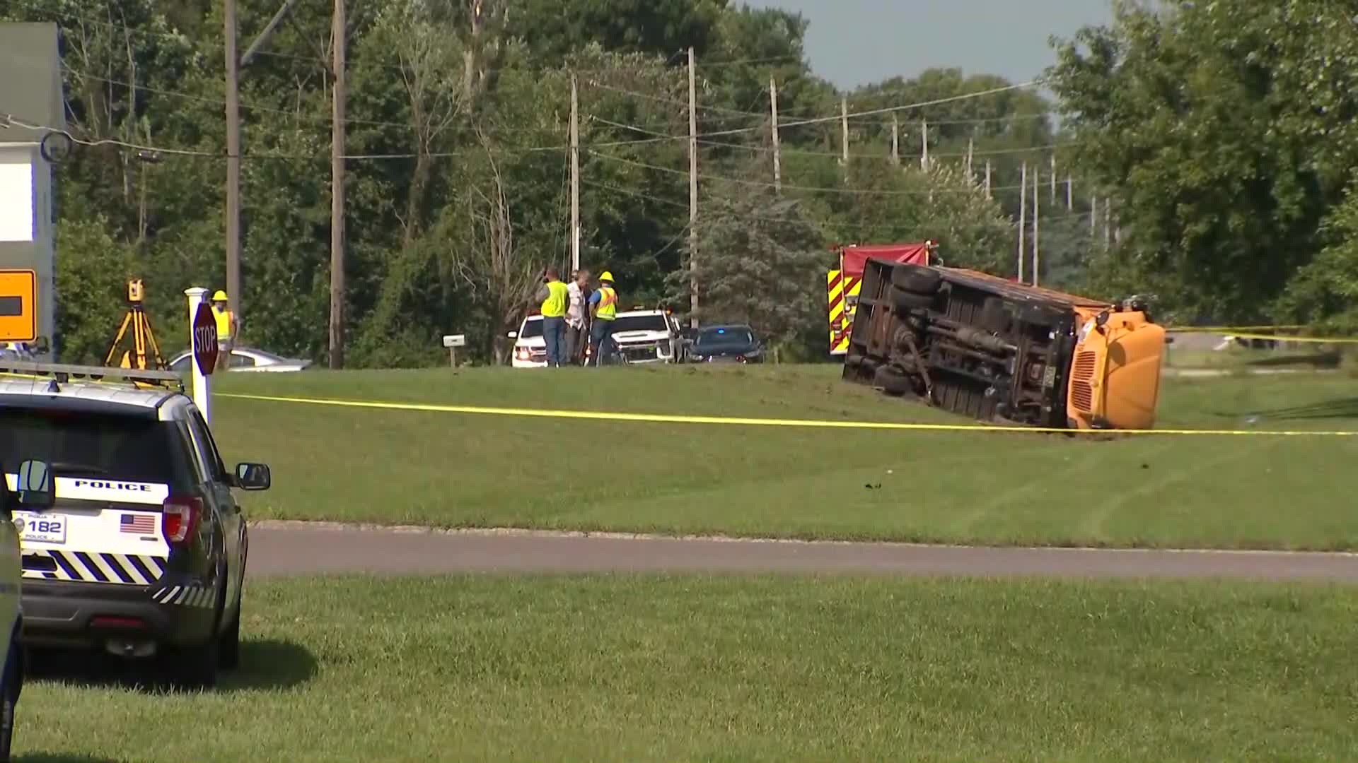 Scene after fatal crash in Clark County involving school bus – WJBF
