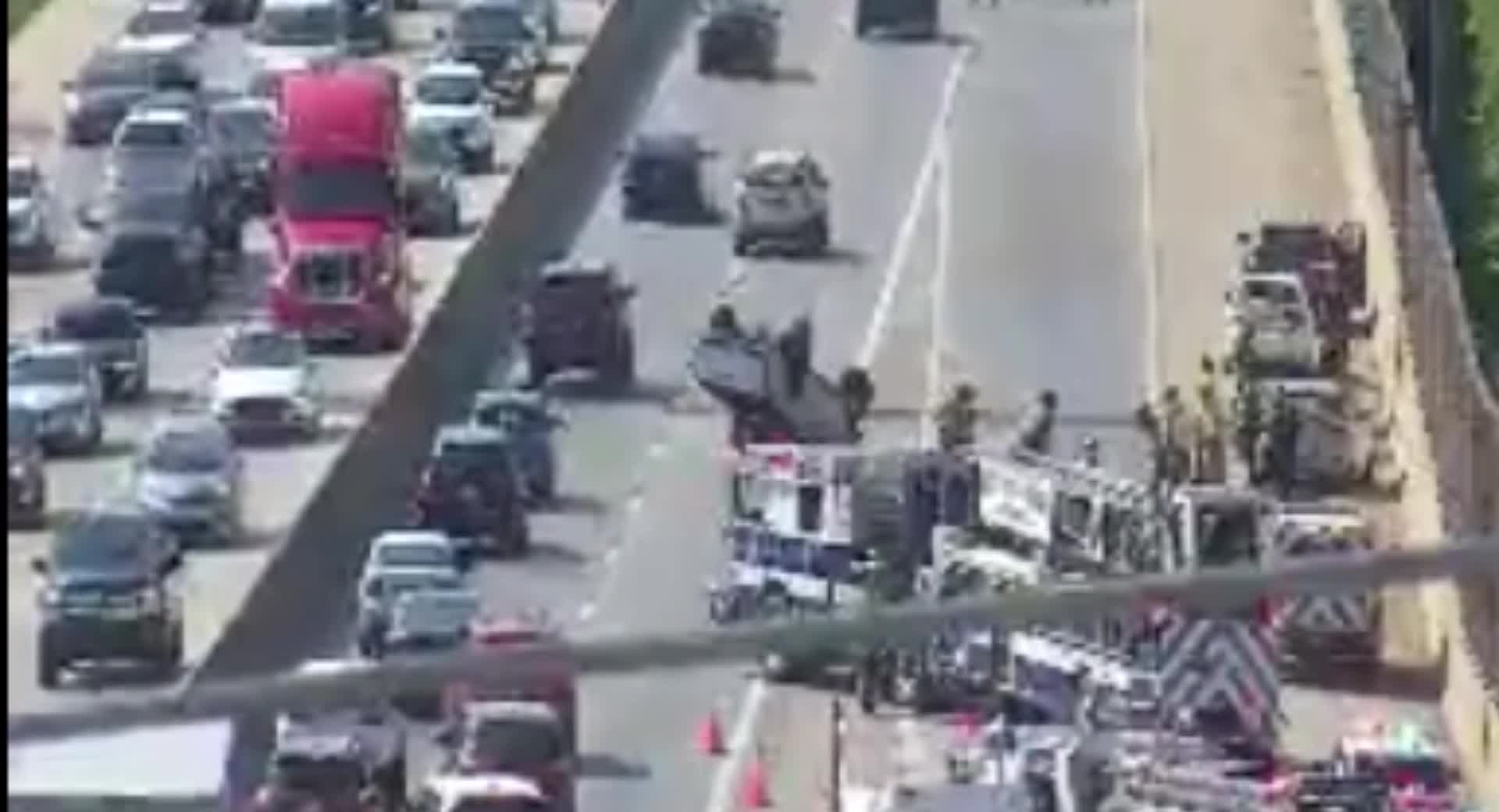 Vehicle overturned on Rt. 30 in Lancaster County causing delays – ABC27