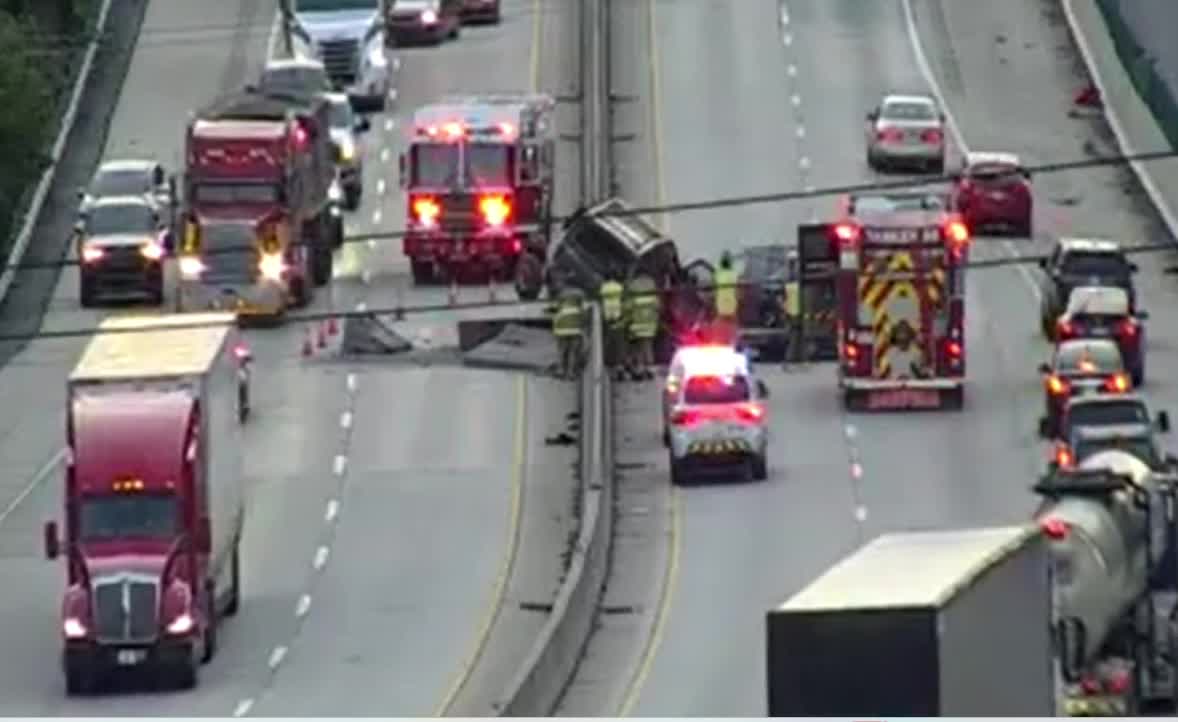 Crash on US 22 near the Dauphin and Perry County line – ABC27