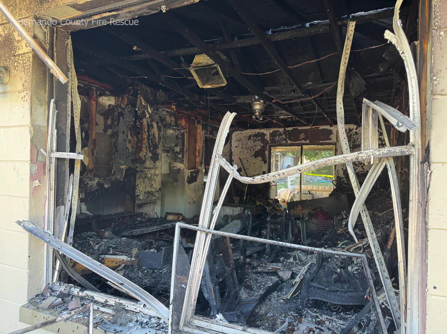 House set ablaze during standoff in Spring Hill: HCSO – WFLA