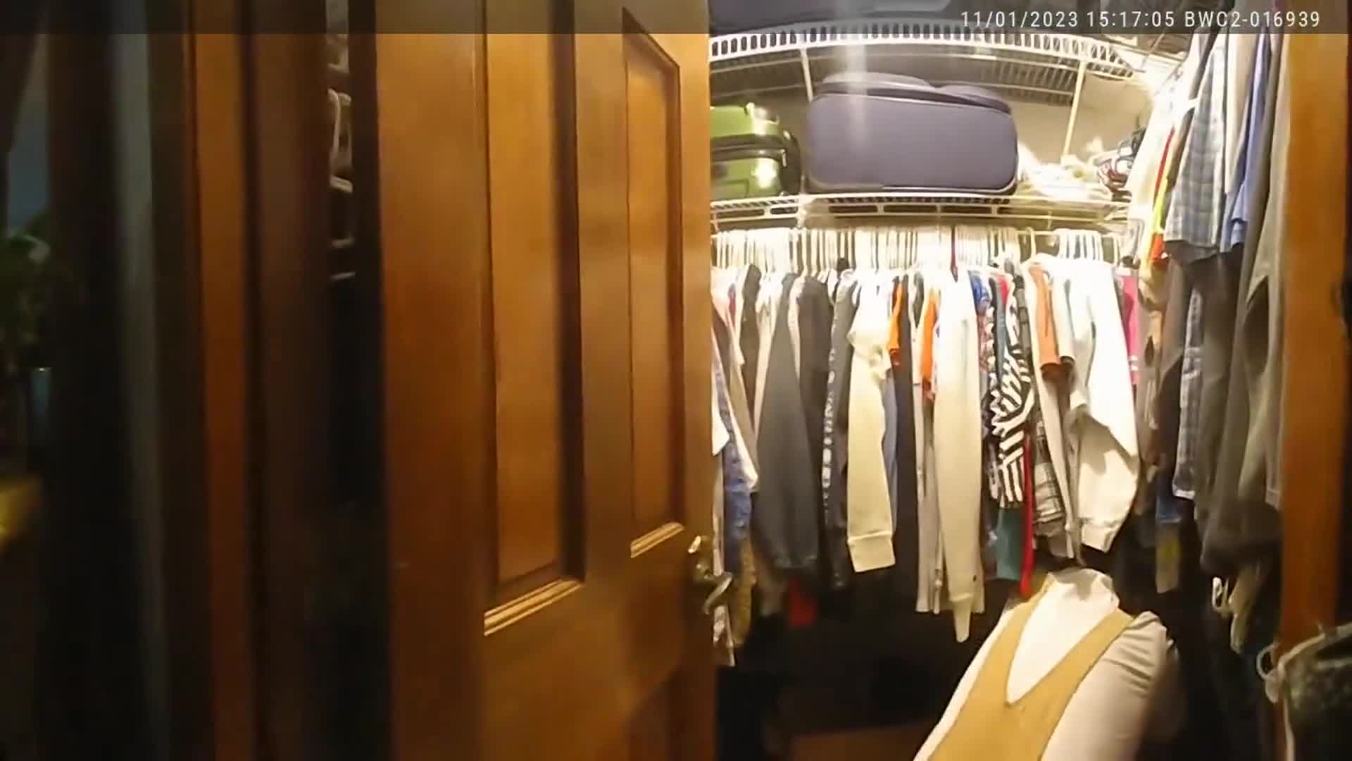 Video shows police rescue 5-year-old girl from secret closet – WFLA