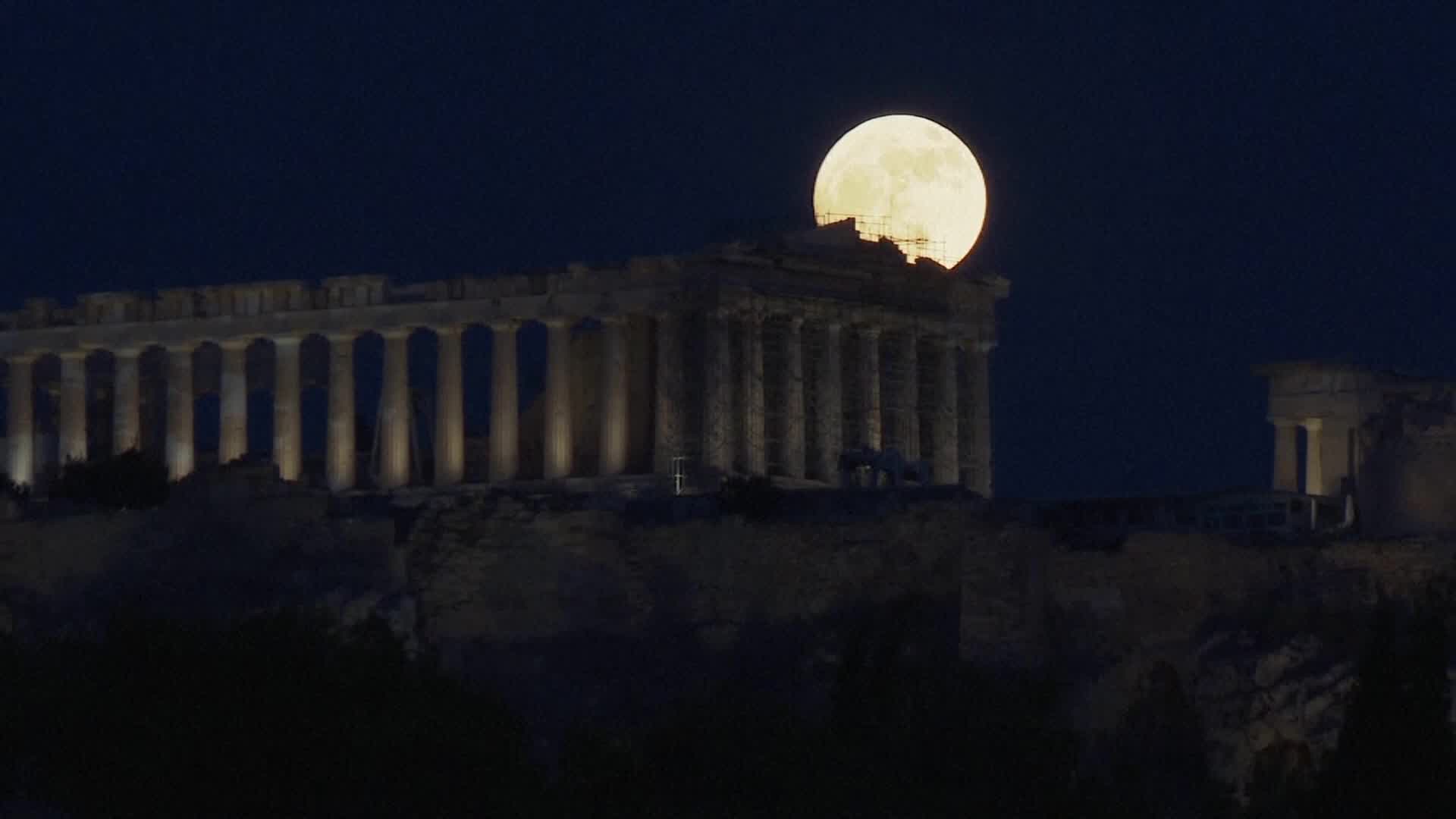 Strawberry moon shines over Parthenon in Greece – WFLA