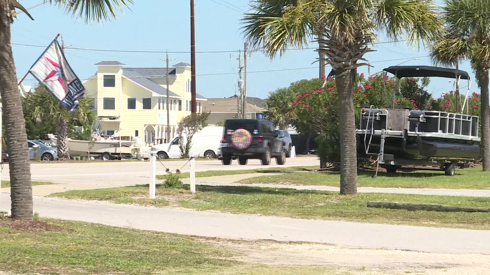 4 injured after part of dock collapses in Atlantic Beach – WFLA