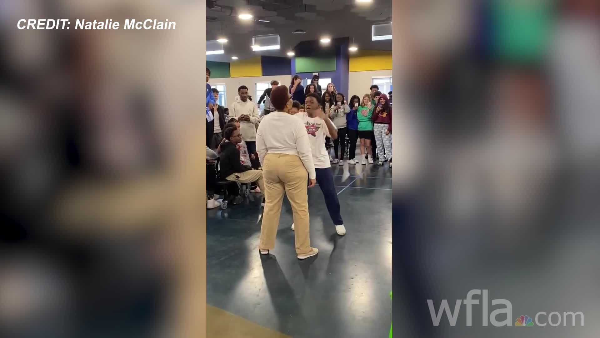 Epic dance off between Riverview teacher, student goes viral – WFLA Epic dance off between Riverview teacher, student goes viral – WFLA