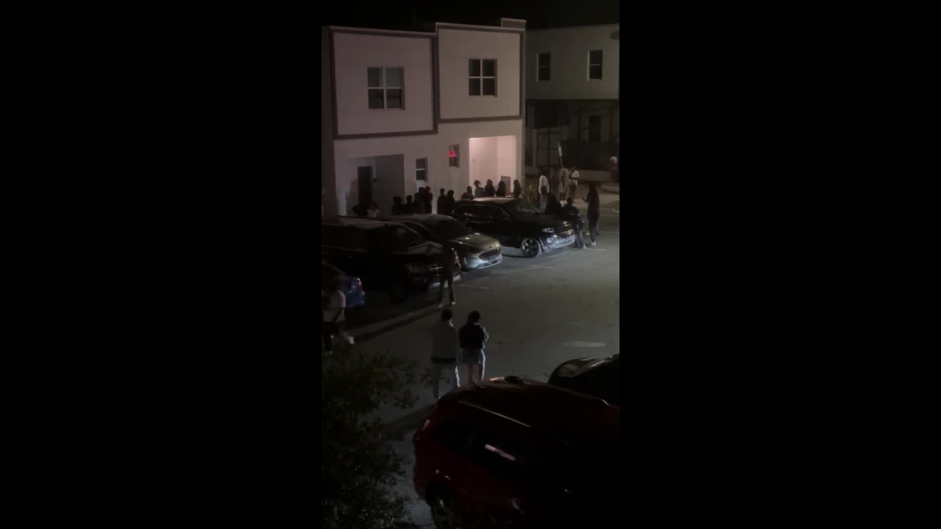 VIdeo shows crowd at prom after-party night of Davenport shooting – WFLA
