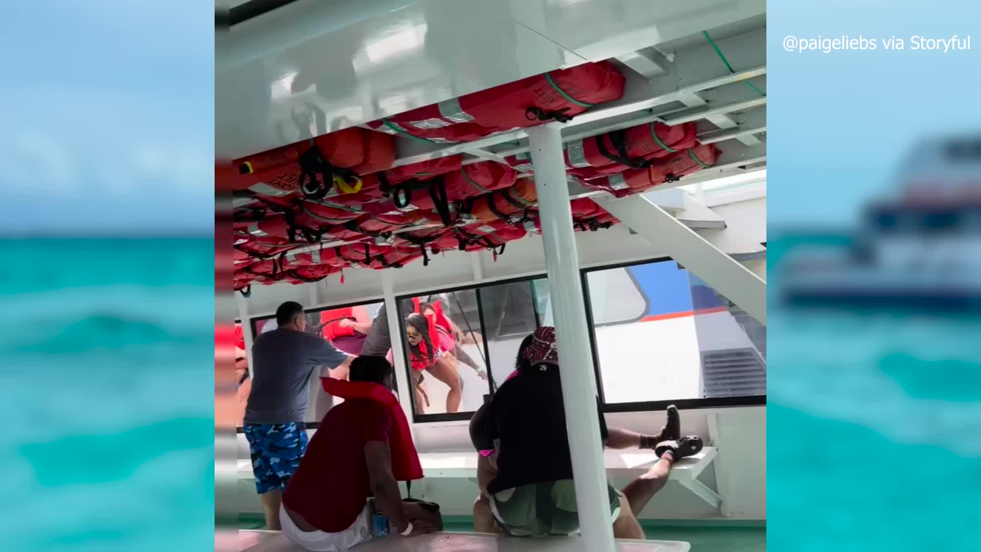 Videos show terrifying moments Bahamas tour boat sinks, passengers jump ...