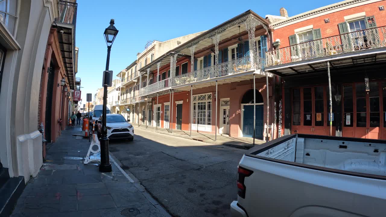 Nous is the new French Bookstore in the French Quarter – WGNO