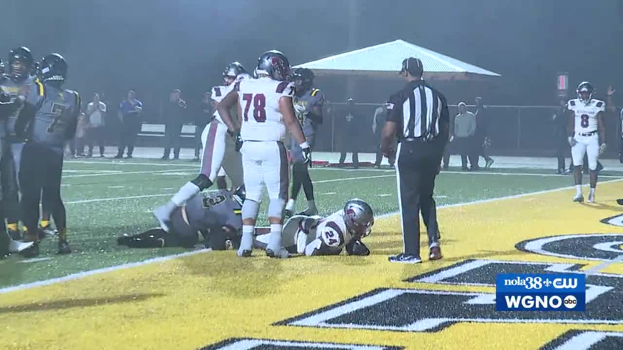 Destrehan wins by one over ESJ in Battle of Wildcats, 21-20 – WGNO