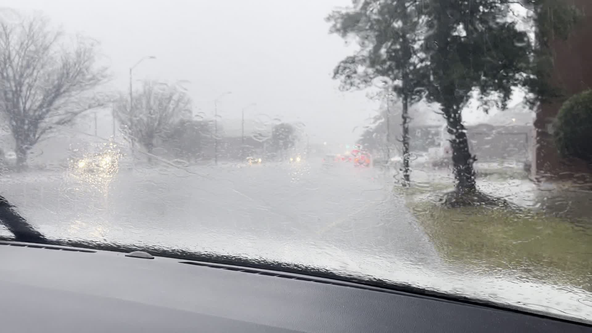 Strong wind and rain moving up North Main Street in High Point – FOX8 WGHP